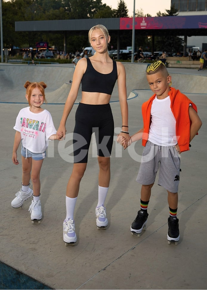 liekick® | Innovative 2 in 1 Roller Skate Shoes!